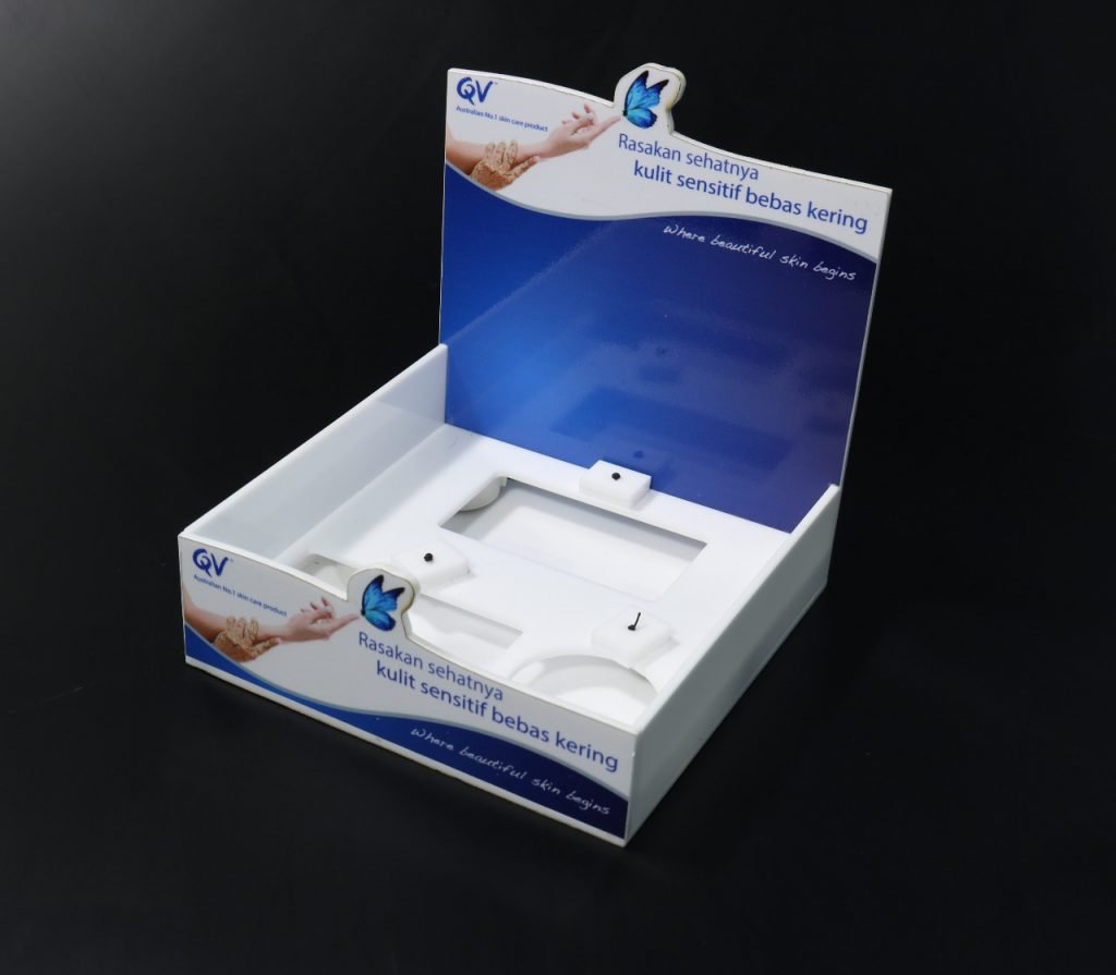 Kotak Akrilik Custom - Queen Neon Sign